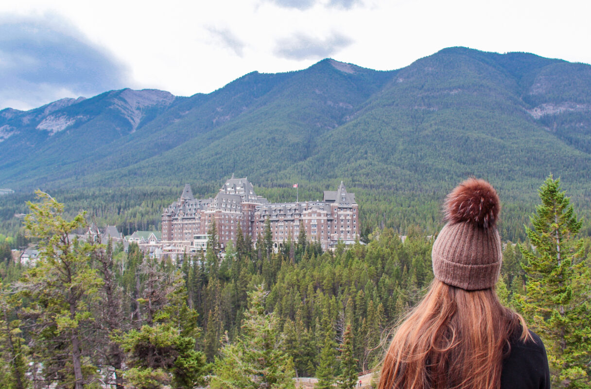 The ultimate West Canada Guide - Luxembourg meets the World